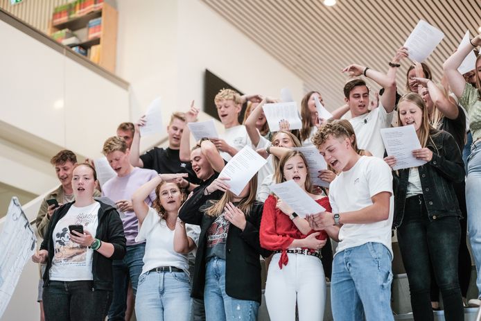 Tientallen klassen zonder juffen en meesters in Achterhoek, ondanks ...