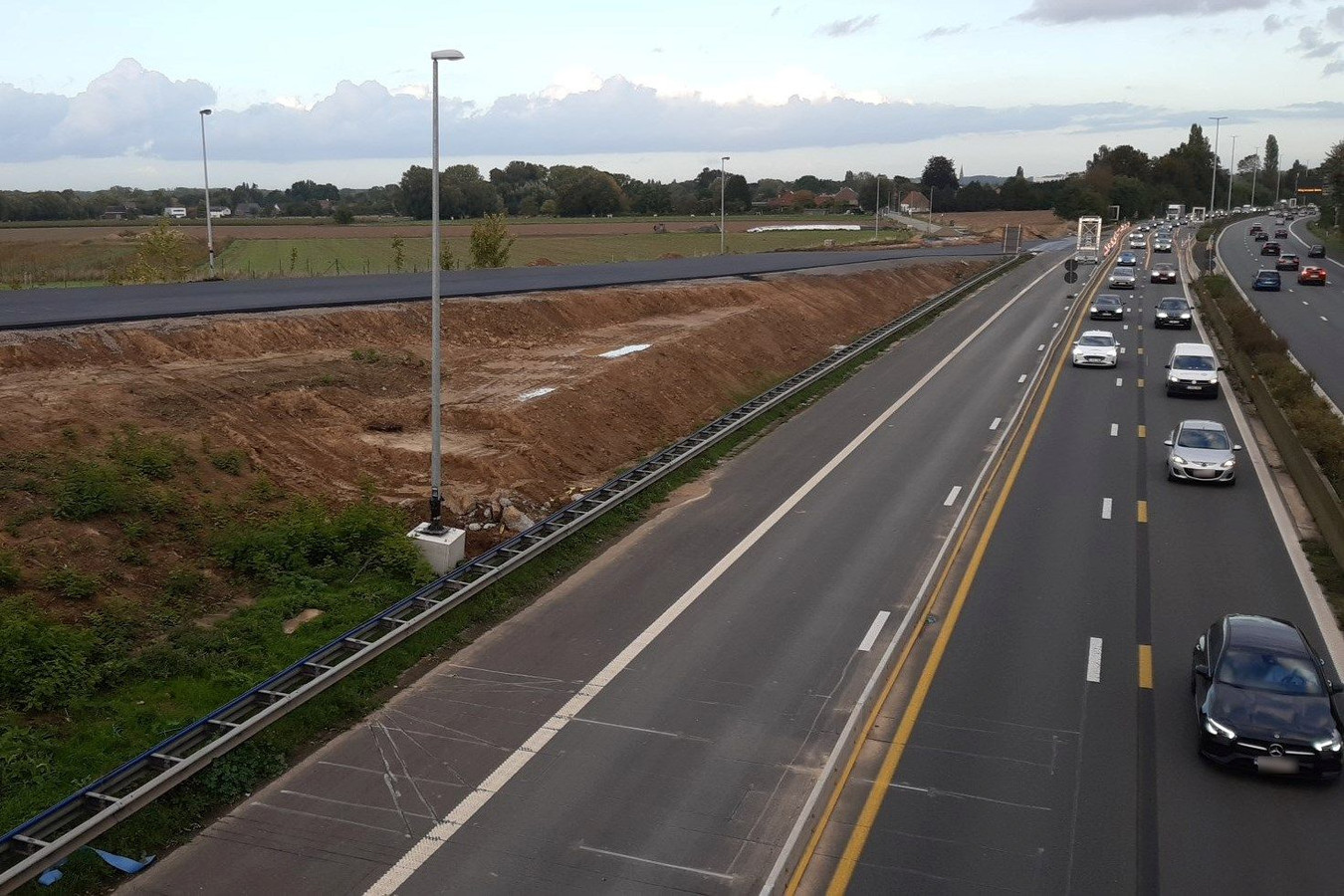 Minder hinder: Opnieuw drie (versmalde) rijstroken op E40 tussen Aalst ... Minder hinder: Opnieuw drie (versmalde) rijstroken op E40 tussen Aalst ...