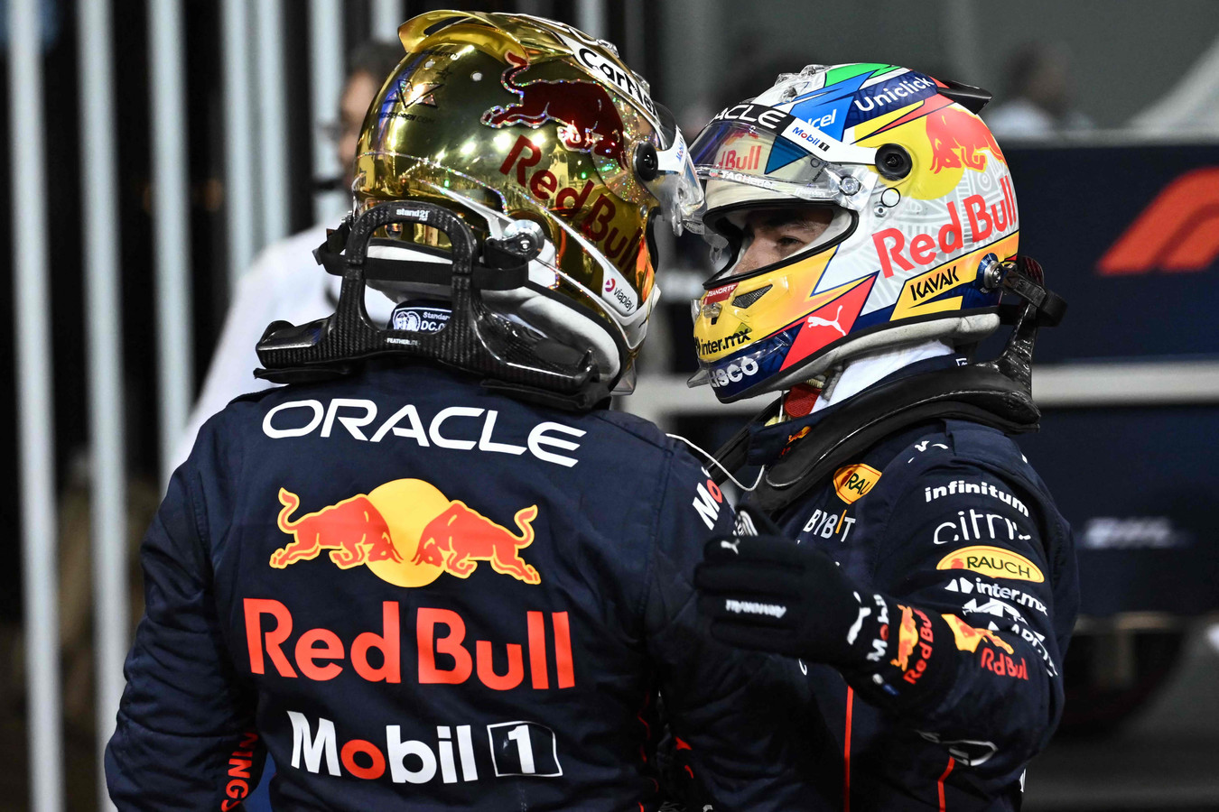 Red Bull sorteert alvast voor op één-tweetje: Max Verstappen pakt pole, Sergio Pérez start als ...