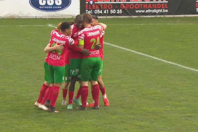 Amateurvoetbal exclusief live op HLN: Voorde-Appelterre vloert leider ...