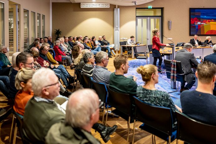 Vrees wordt bewaarheid: provincie fluit Dinkelland terug op windbeleid ...