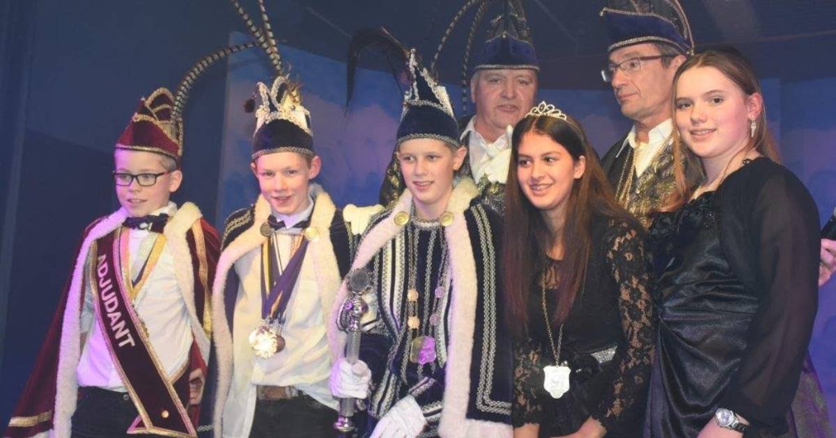 René Verhoeven van De Veldroad en Mart van Kessel van de jeugdraad de ...