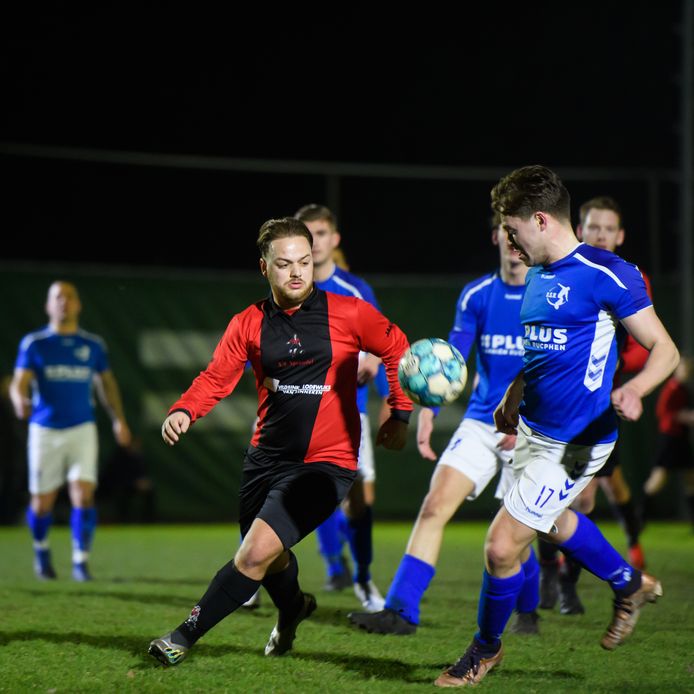 Sprundel bezorgt Clinge eerste nederlaag en brengt spanning bovenin ...