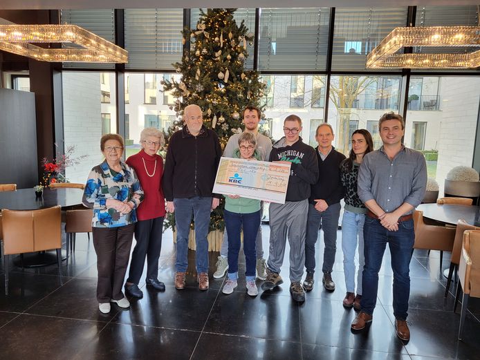 Residentie Hertog Jan zamelt 2.084 euro in voor Apojo vzw | Kortenberg ...