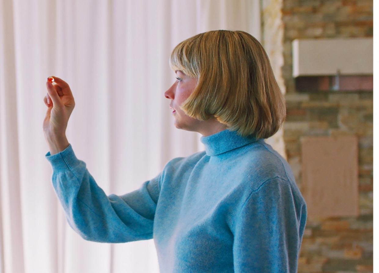 Swallow: wat Haley Bennet allemaal door haar keelgat wurmt, grenst écht ...
