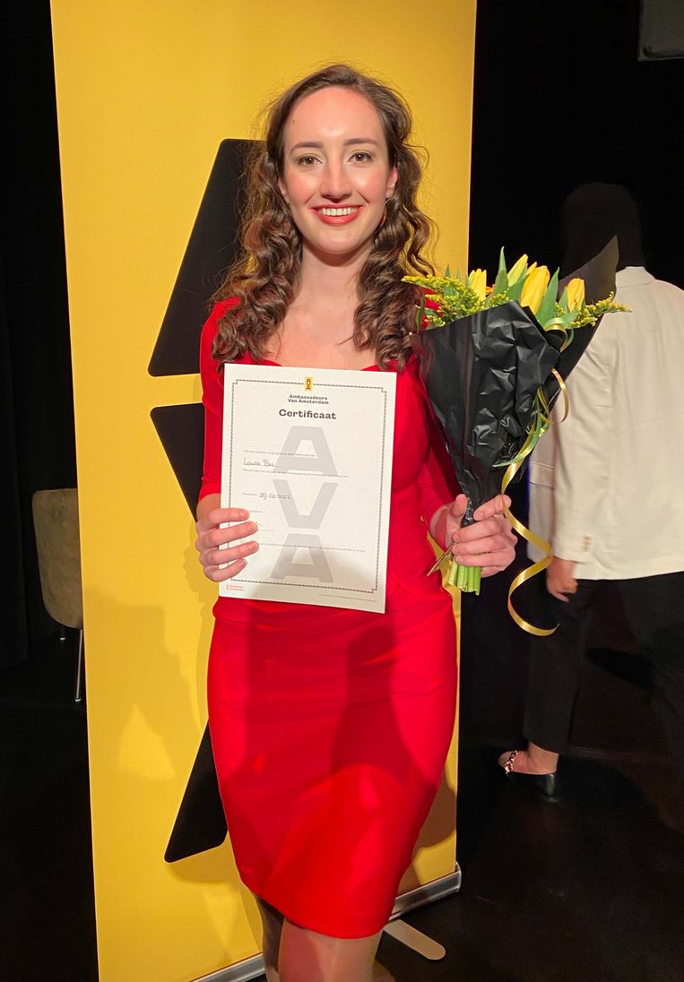 Jongerenambassadeur Laura Bas won twee awards in één week: ‘Ik zou ...