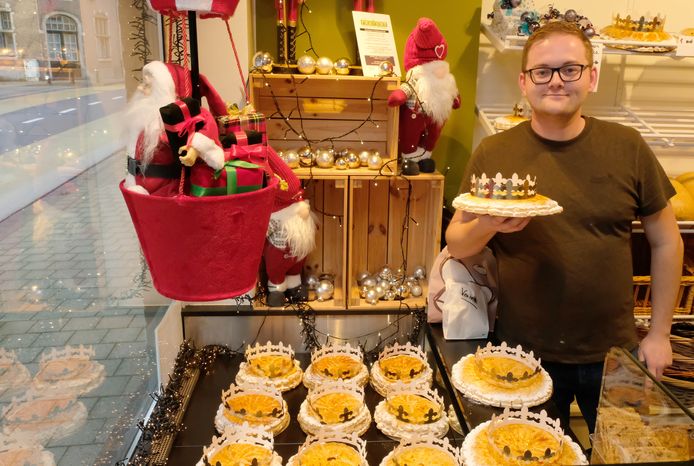 Al 350 taarten de deur uit voor de gouden ring bij bakkerij FRAÎCHE ...