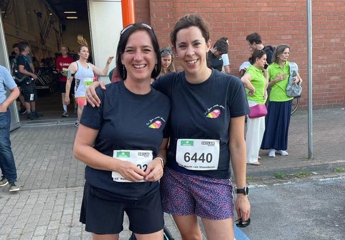 Mieke (37) loopt Dodentocht ter ere van overleden echtgenoot: “Wordt ...