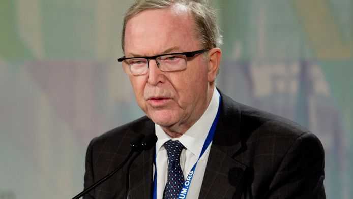 Martens wil één voorzitter voor Europese Raad en Commissie | Binnenland ...