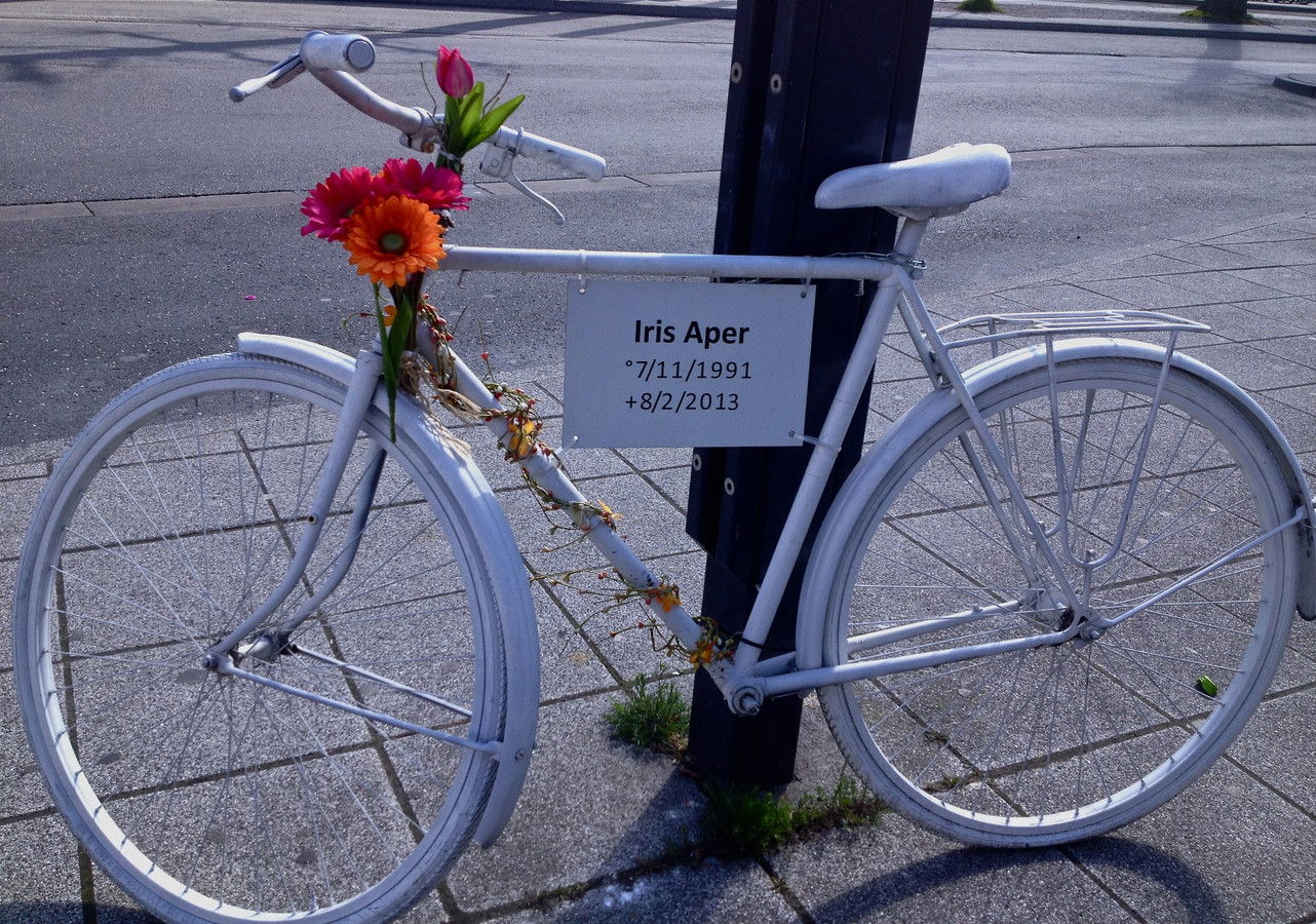 Geen ‘spookfietsen’ meer voor dodelijke verkeersslachtoffers in Gent ...