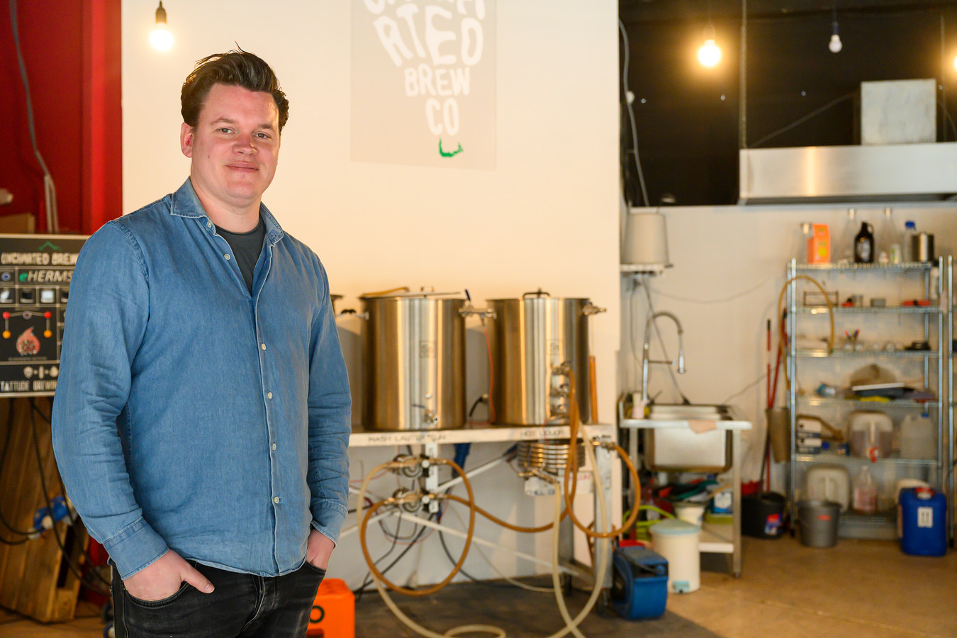 “Duvel? Nee, wij serveren iets exclusiever”: deze negen Antwerpse cafés ...