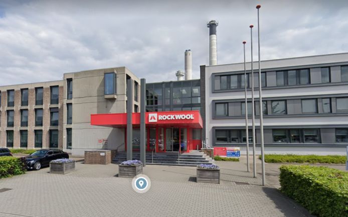 Personeel Rockwool in Roermond legt vier dagen werk neer, derde staking in korte tijd | Roermond ...