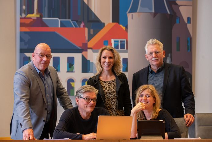 Deze vijf 'gewone’ Kampenaren zoeken vanaf deze week naar nuance in ...