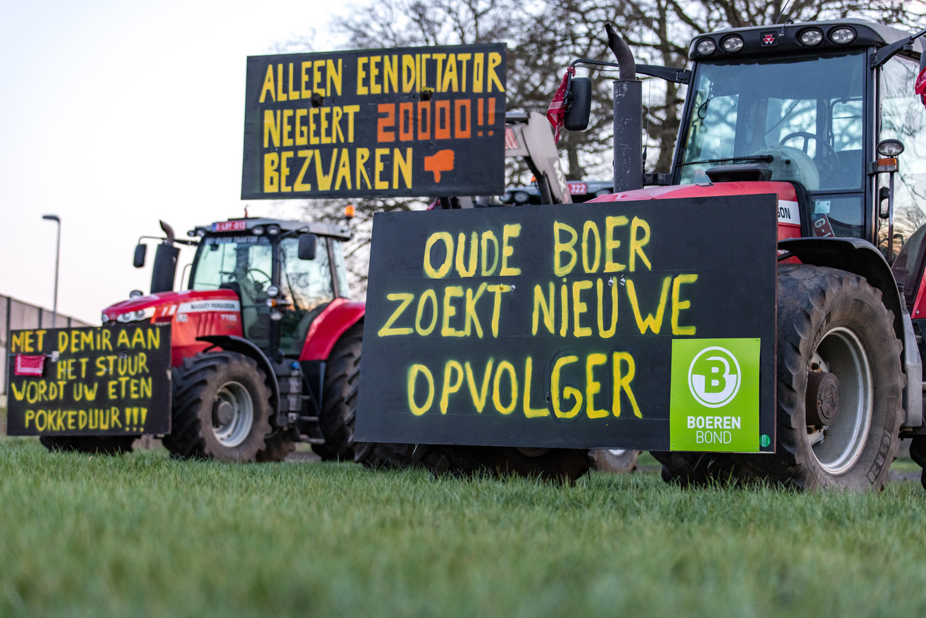 IN BEELD. Bitsig, poëtisch of creatief: boeren uiten hun frustraties ...