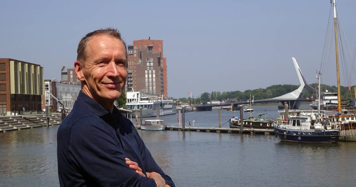 ‘Bezig baasje’ Van Heijningen burgemeester én als bestuurslid naar ...