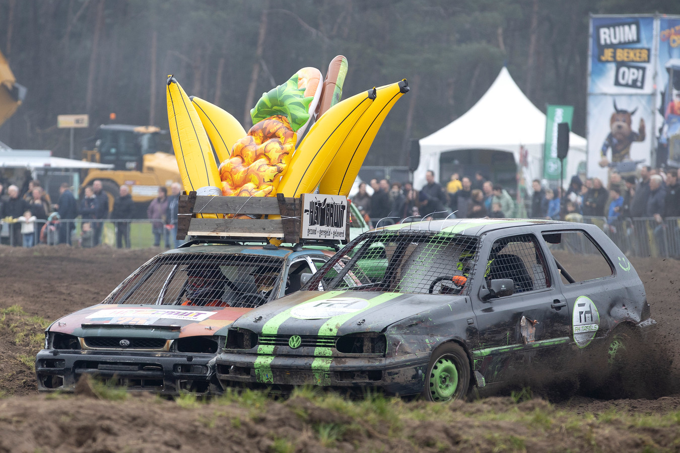 Tiende Crazy Cross Bergeijk weer groot succes: ‘Ik keek achterom en zag ...
