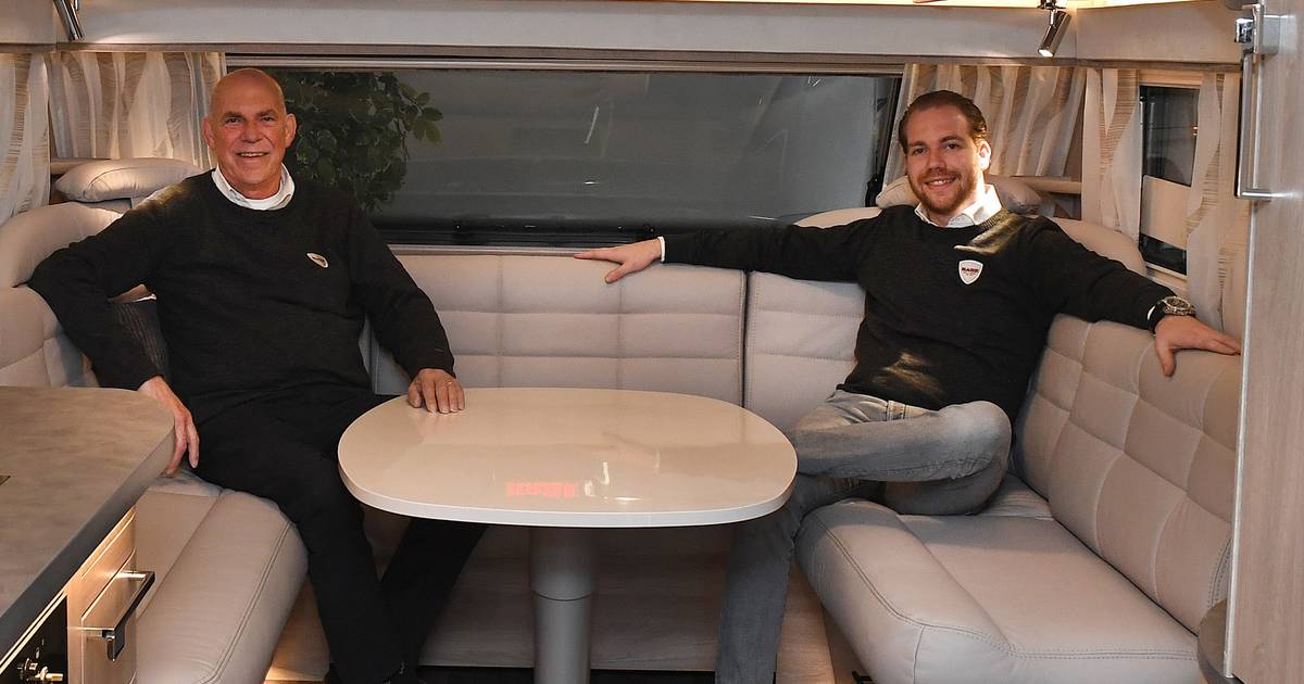 Voormalige prins carnaval Harrie de Greeff (67) overlijdt in feesttent ...