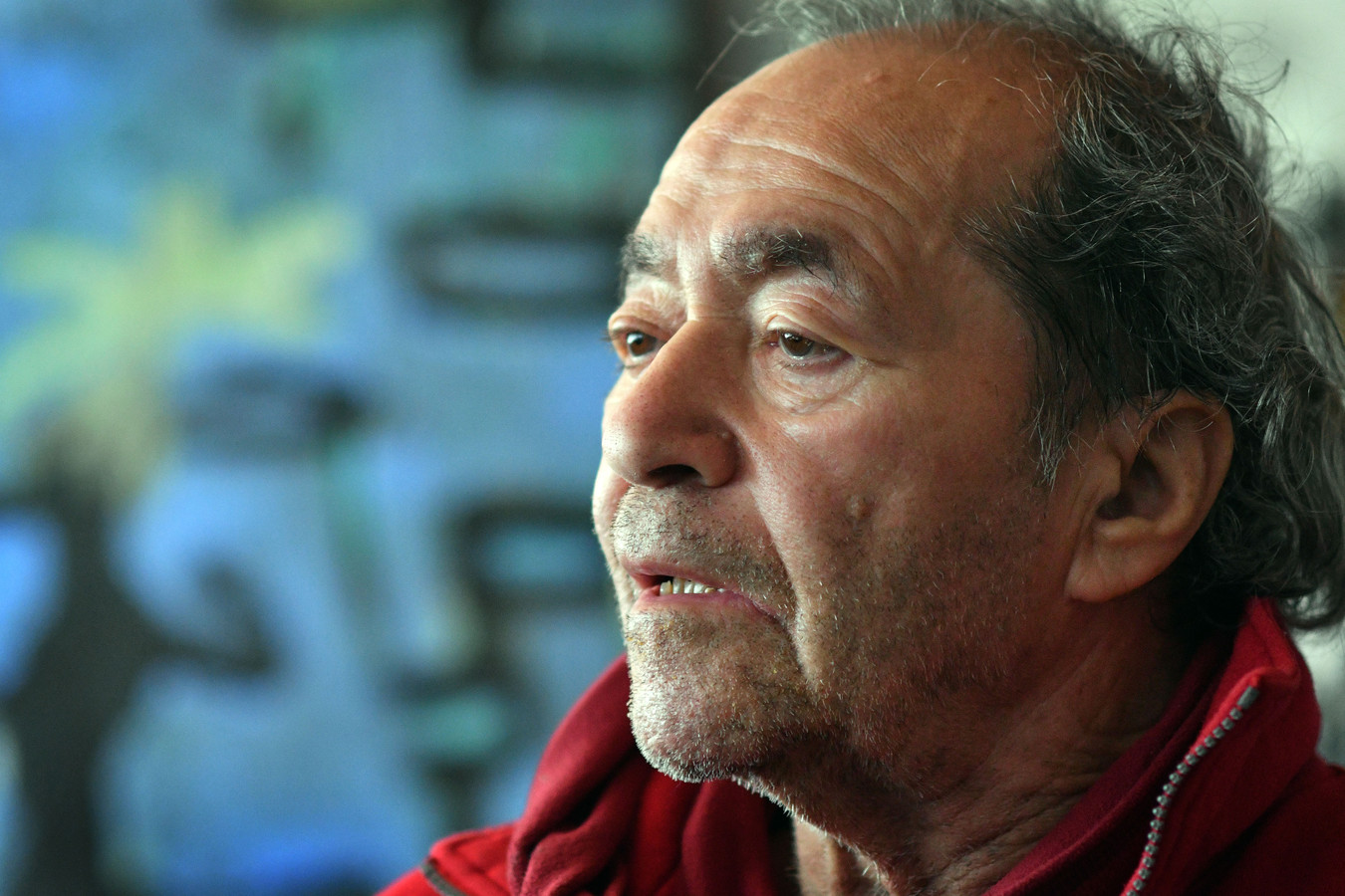 Fred Pollack schildert het gemis van zijn vermoorde ouders van zich af ...