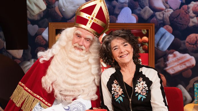 ‘Sinterklaasjournaal’-presentatrice Dieuwertje Blok moet neusamputatie ondergaan vanwege kanker ...