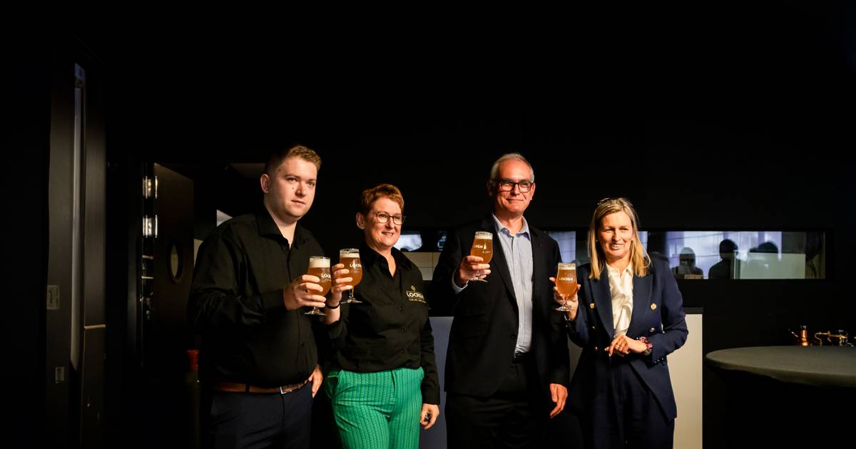 Familie achter ’t Lokers Smulhoekje pakt uit met eigen Locren-biertje: “Perfect in combinatie ...