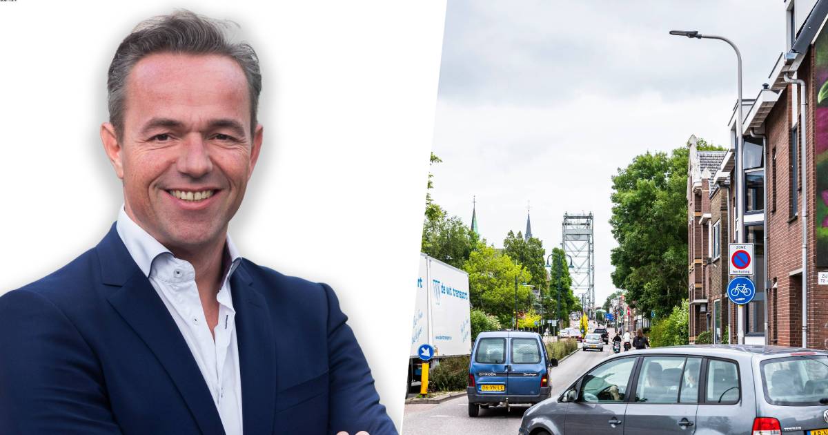 Boskoop dreigt door zompige veengrond te zakken, Alphen steekt geen ...