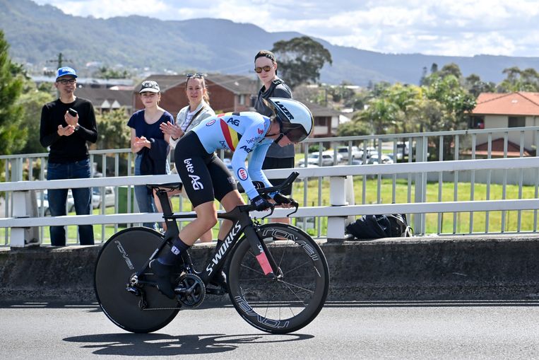 Historisch: 17-jarige Febe Jooris bezorgt ons land eerste vrouwelijke WK-medaille in tijdrijden ooit