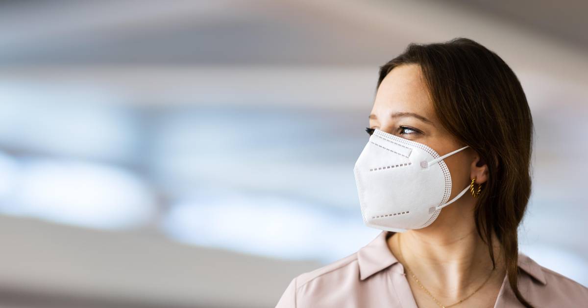 Keert het mondkapje terug nu het virusseizoen weer begint? ‘Ik zou het ...