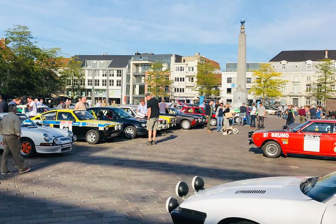 Rally start en arriveert op Grote Markt in Ronse | Ronse | hln.be