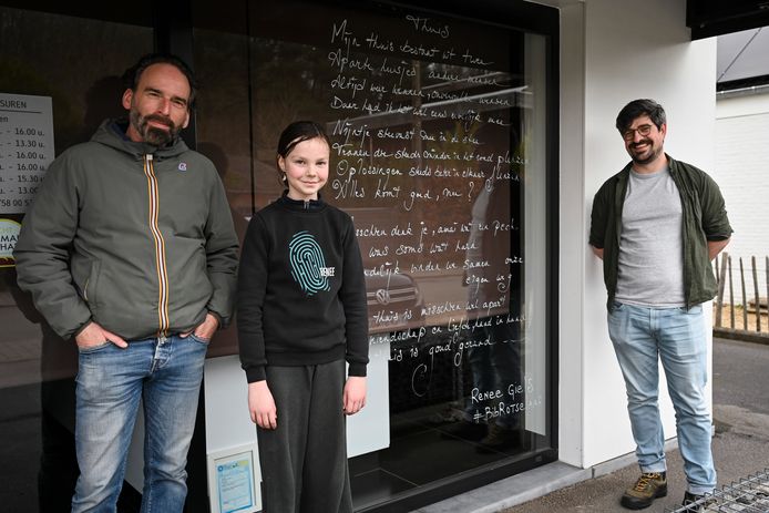 Winnende gedichten sieren etalages Rotselaarse handelaars | Rotselaar ...