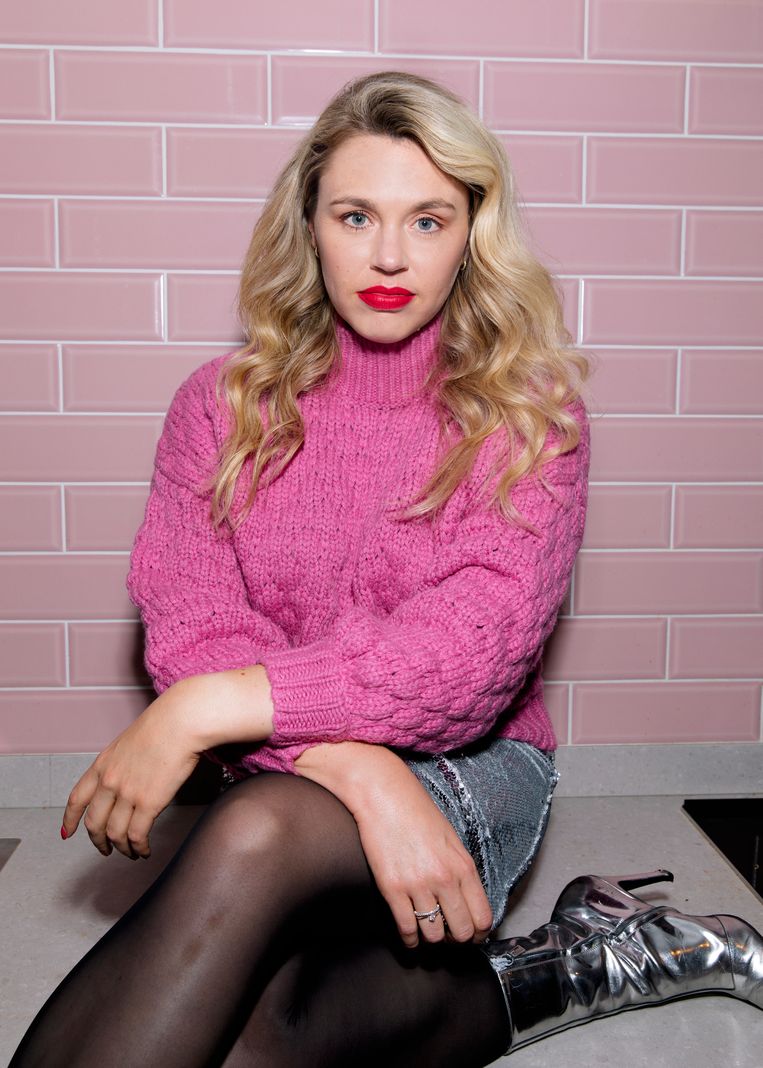 Debuutroman De slimste mens-winnaar Lisa Loeb: ‘Een depressie kun je ...