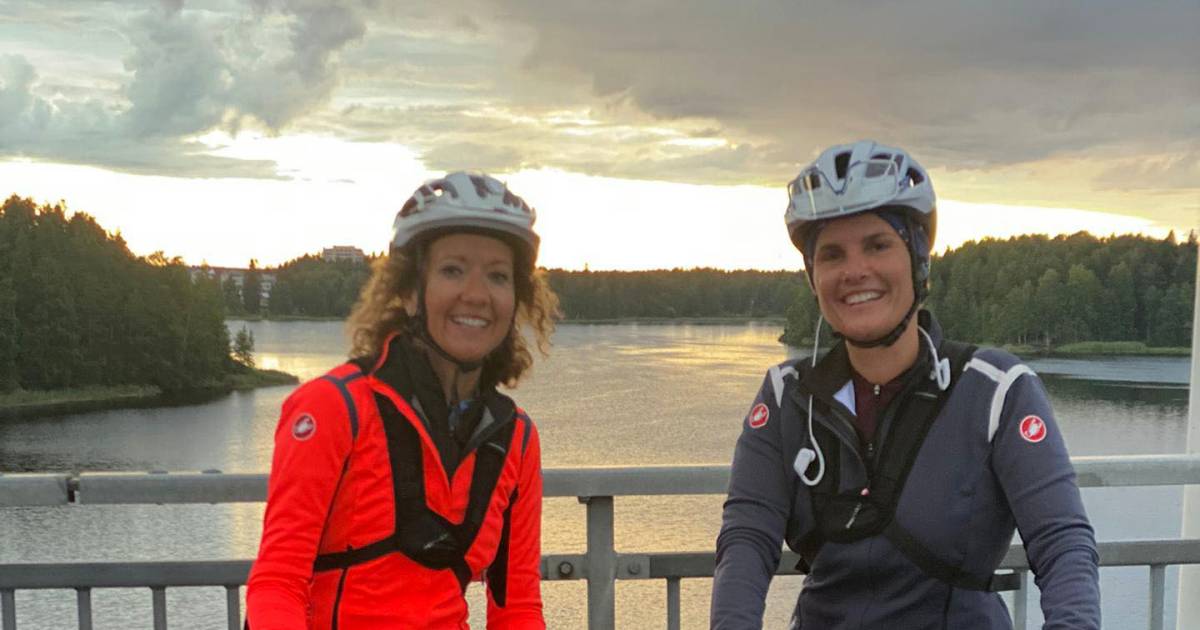 Liesbeth en Amélie trotseren stortbuien en halen na 300 kilometer de ...
