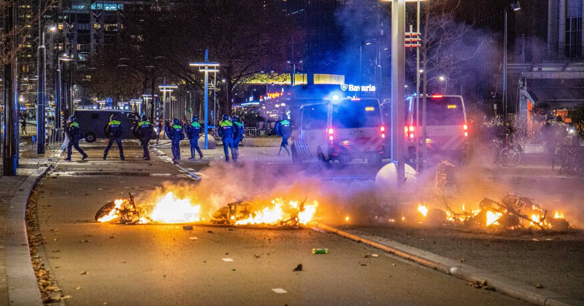 Buurlanden geschokt door rellen Rotterdam: ‘Wat is er met jouw land aan ...