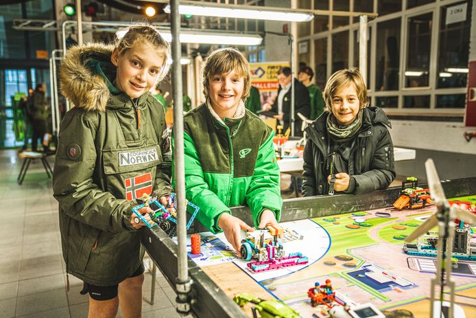 IN BEELD: De FIRST Lego League ging door in Gent en zo zag dat eruit ...