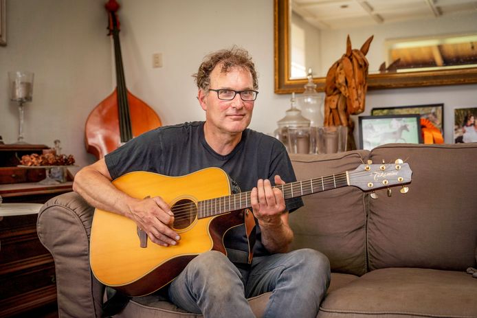 Kersenteler Rob brengt eigen liedjes uit op Spotify onder naam RJ69 ...