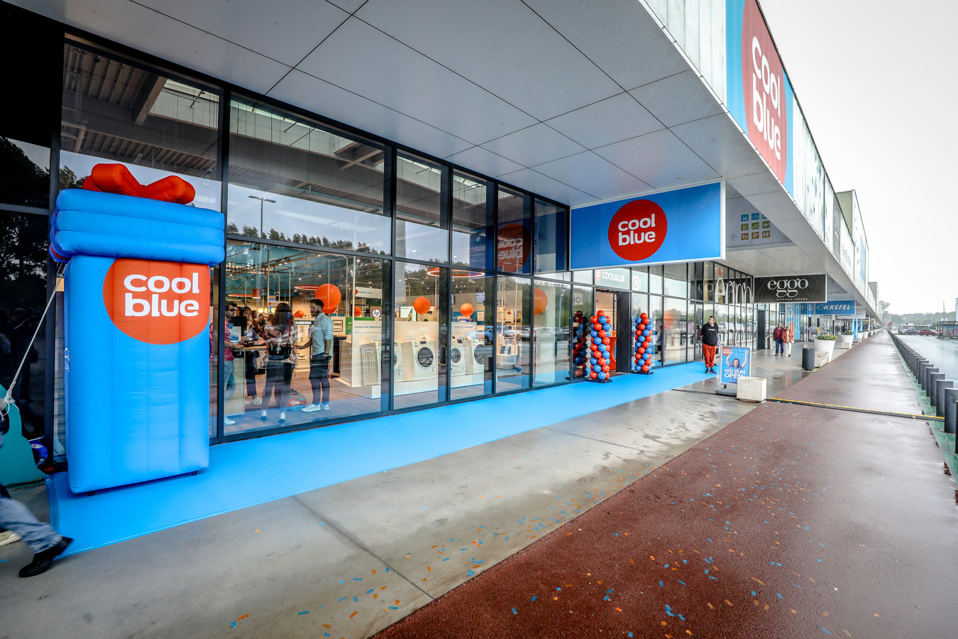 NET OPEN. Coolblue opent winkel in Brugge, de tweede in onze provincie ...