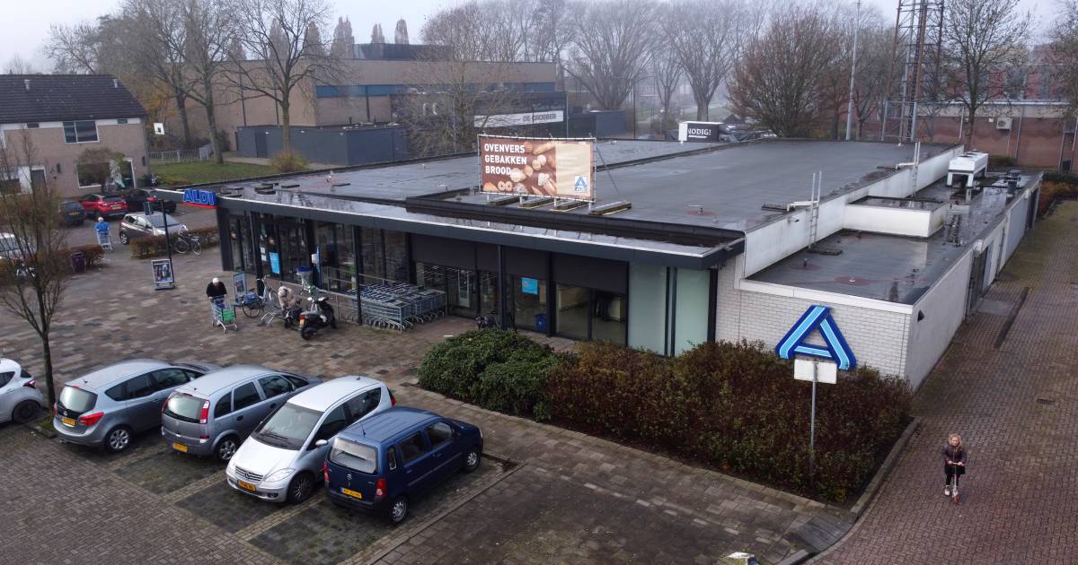 Aldi verhuist tijdelijk naar rand van Werkendam | Rivierenland | AD.nl