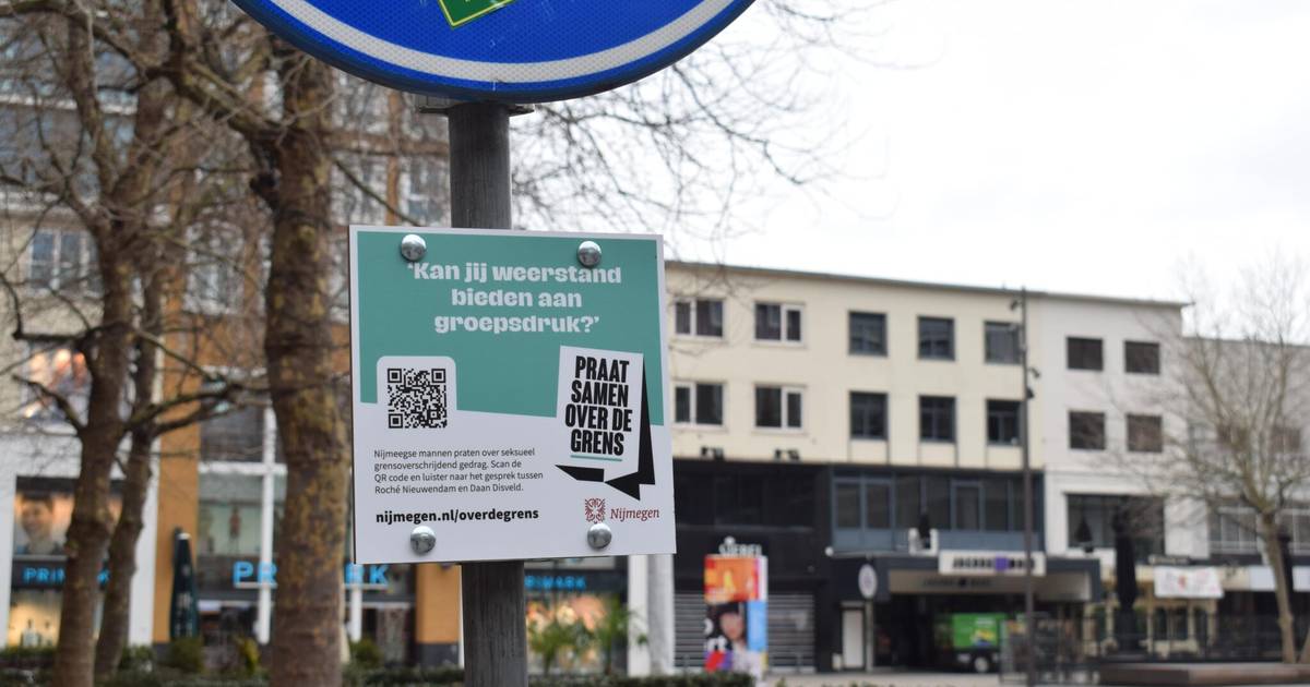 Aha! Hiervoor staan in Nijmegen vierkante borden met QR-codes ...