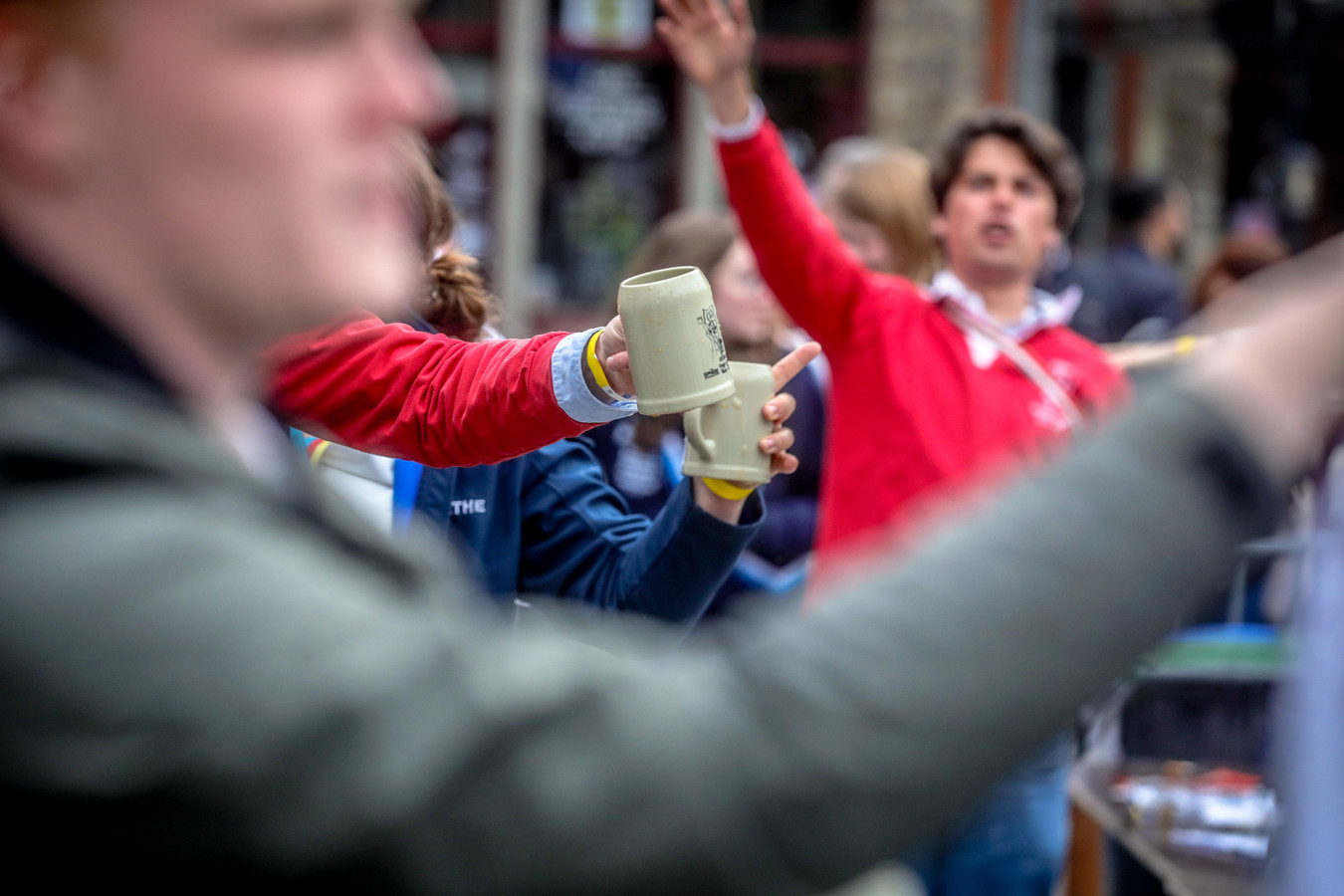 KIJK. Jaarlijkse beiaardcantus van Brugse studentenclubs wijkt voor één ...