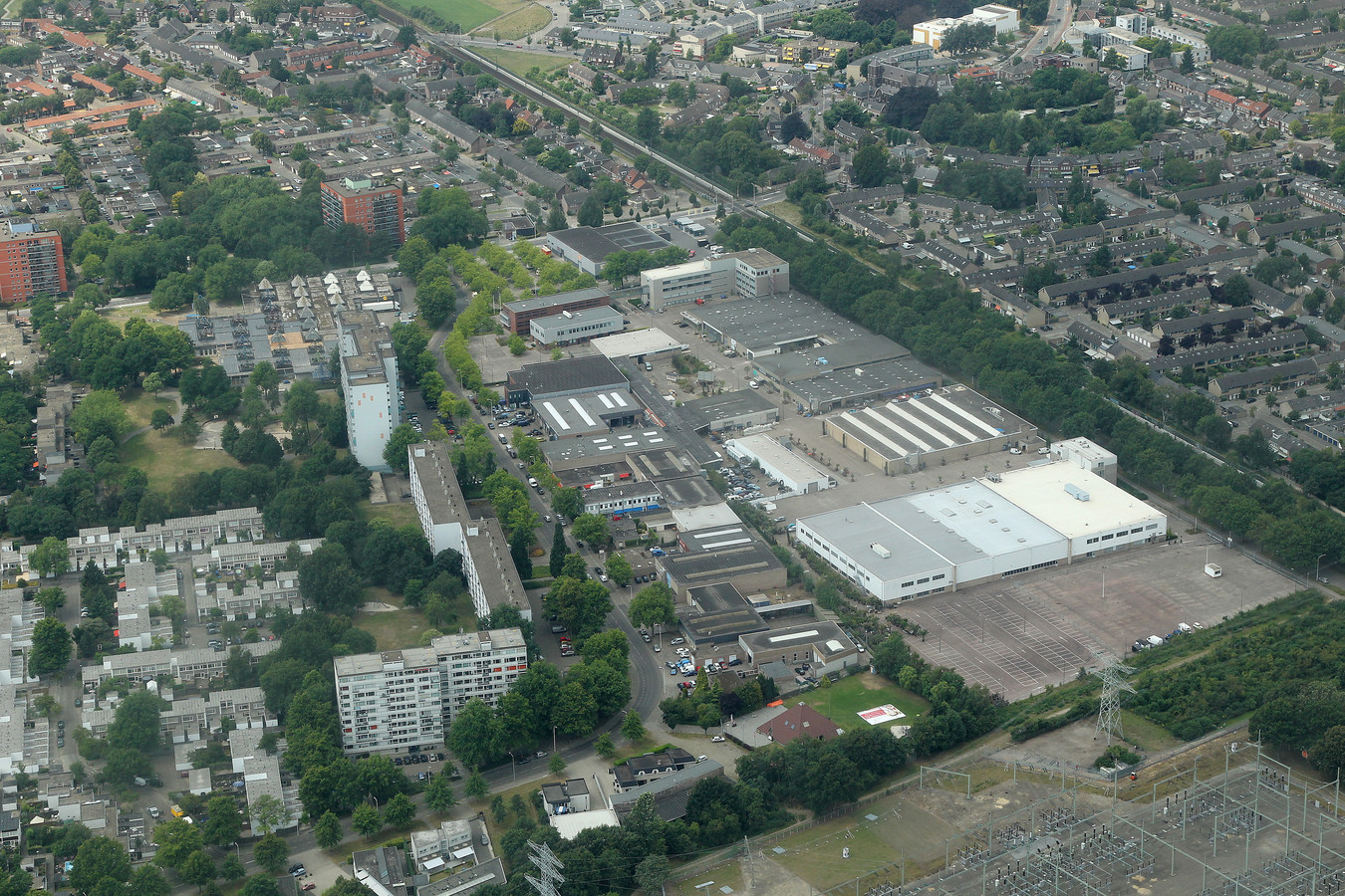 Sectie C Eindhoven wellicht grootste particuliere zonnepanelen project met 5000 m2 | Foto | AD.nl