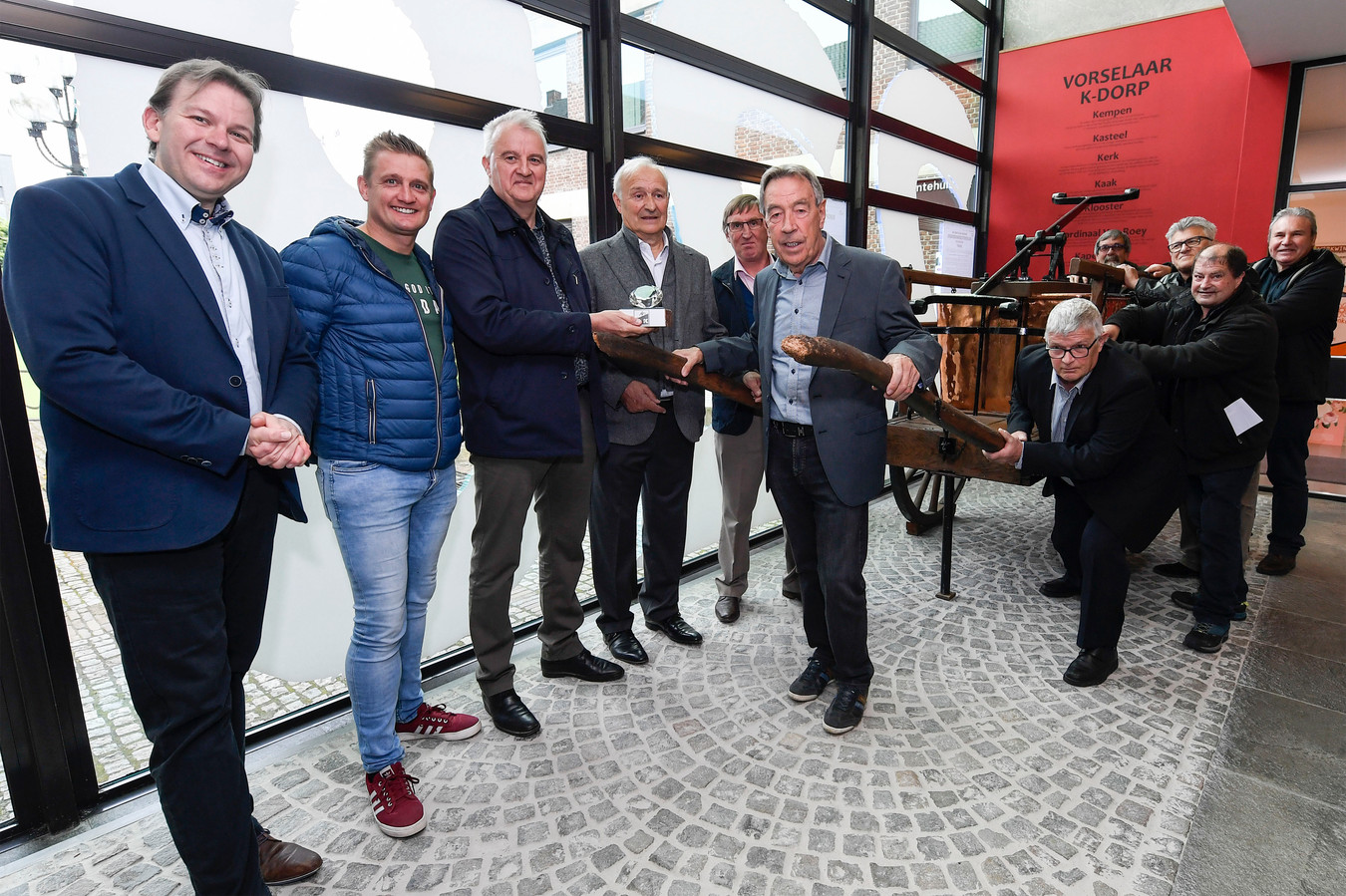 Respect voor overleden wielerlegende is in Grobbendonk en Vorselaar ...