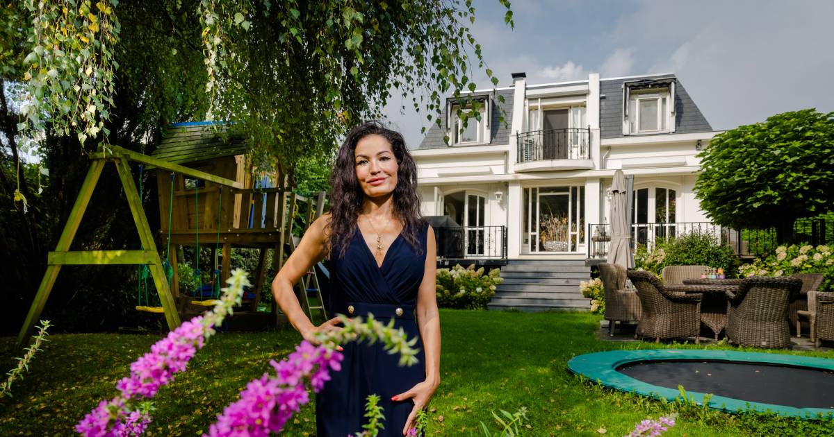Iraanse fiscalist en ondernemer Jasmine (45) wilde rechten studeren ...
