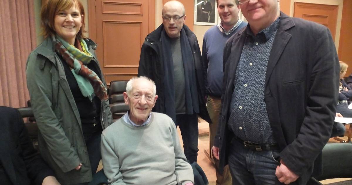 "Ik heb al vier burgemeesters versleten" | Deinze | hln.be