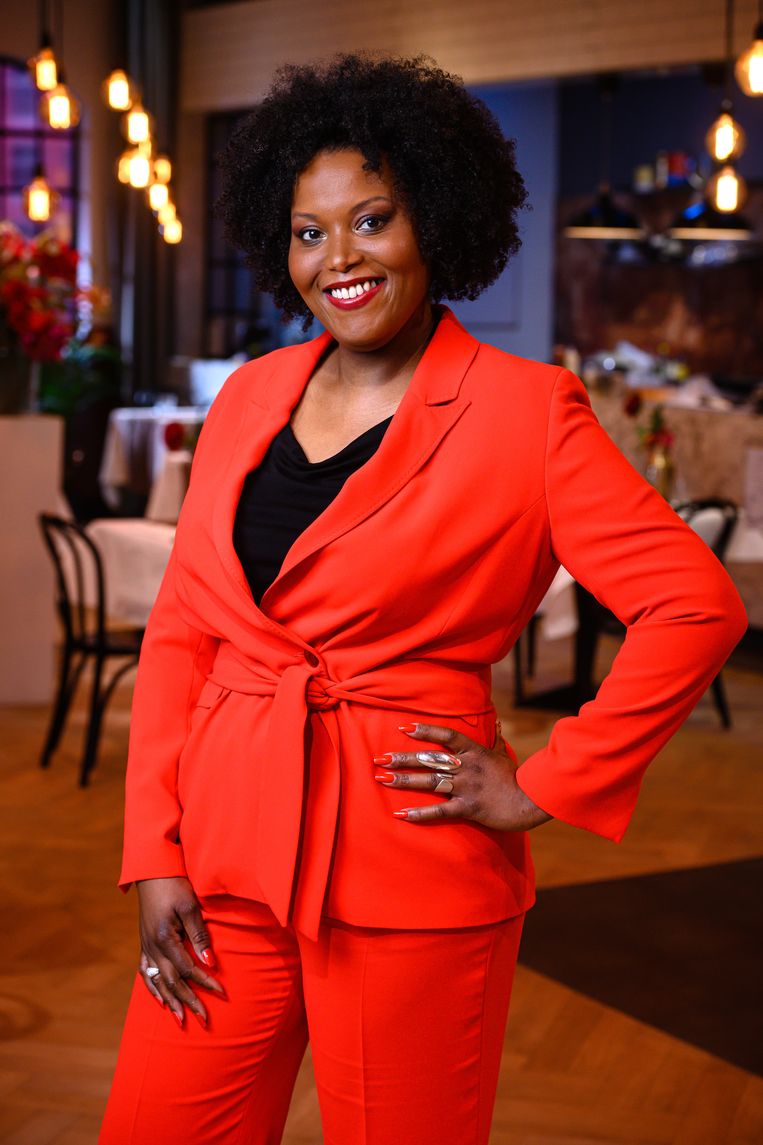 Interview met... First Dates-maître Denice Dest | De Volkskrant