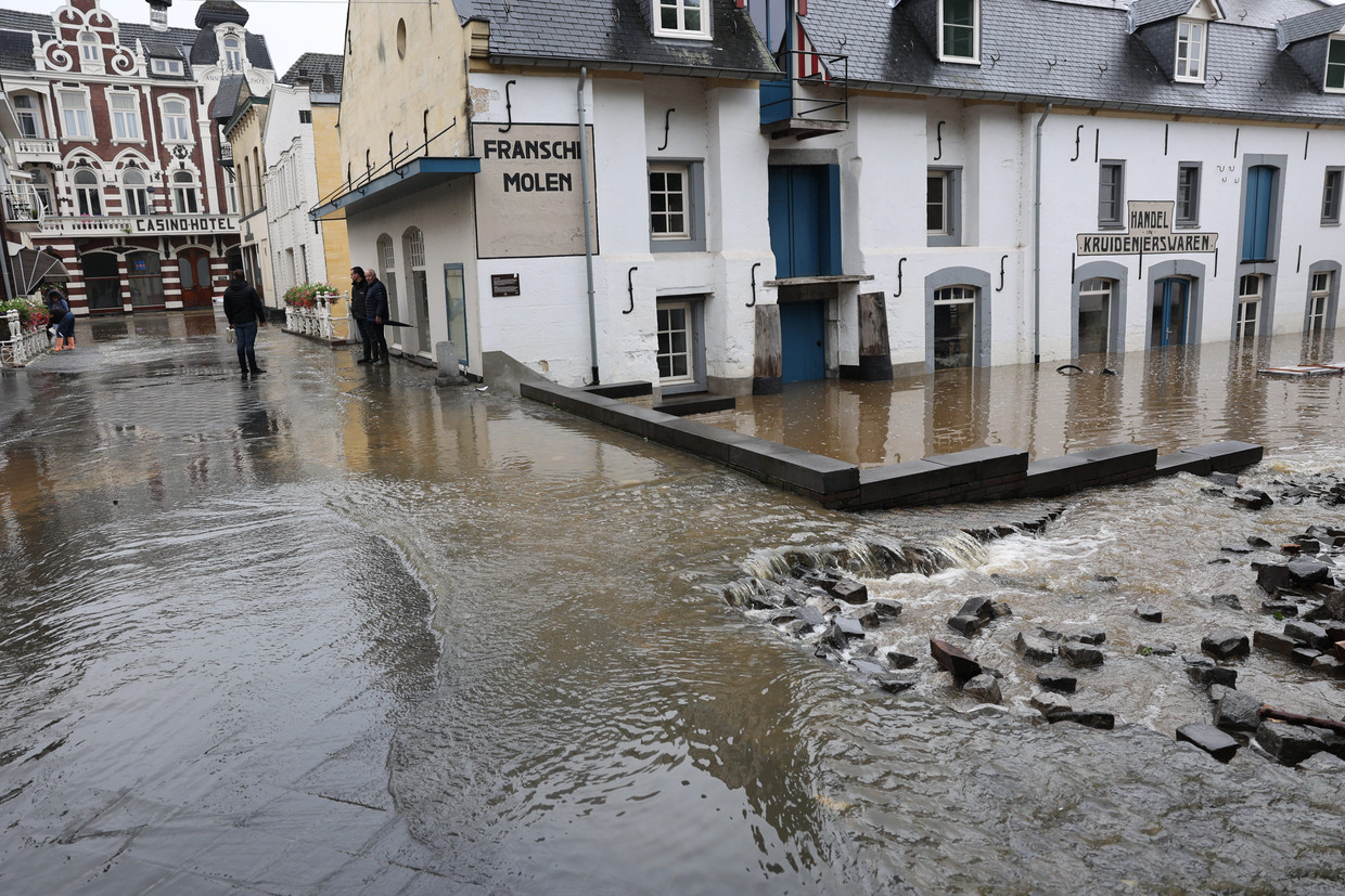 400 miljoen euro schade door wateroverlast in Valkenburg | Trouw