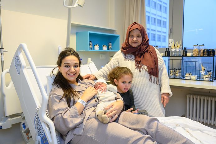 Kerst op de materniteit: dit zijn de kleine mirakeltjes | Regio | hln.be