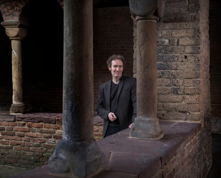 Gereformeerden krijg je moeilijk boos, maar Stephan Enter probeert het toch