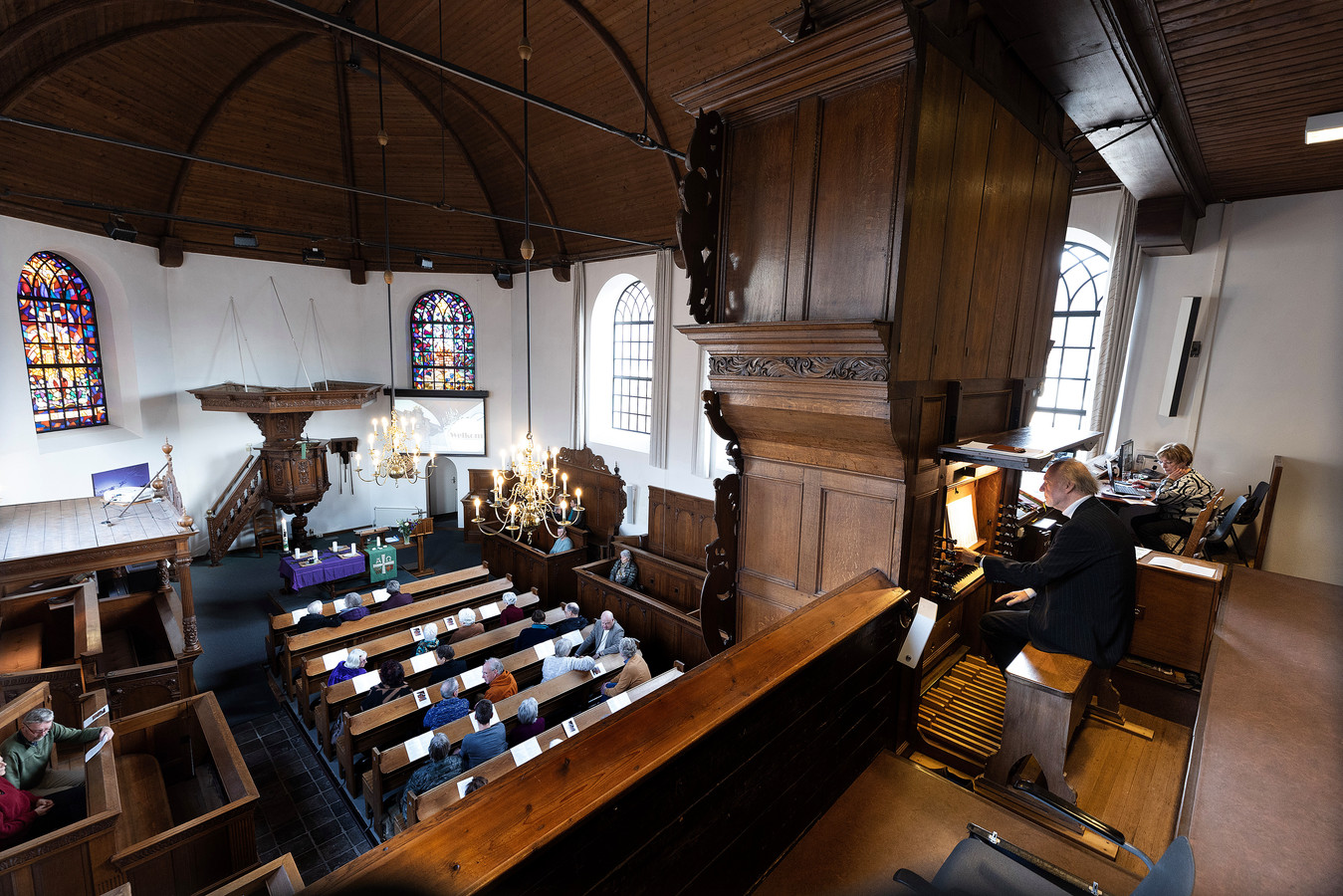 Monumentale orgel in Zevenaar met succes gerestaureerd: ,,Het klinkt weer zoals in 1697" | Foto ...