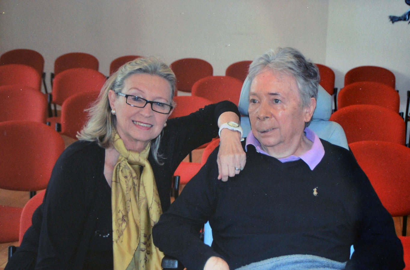 Pakkend afscheid van Emiel Goelen | Foto | hln.be