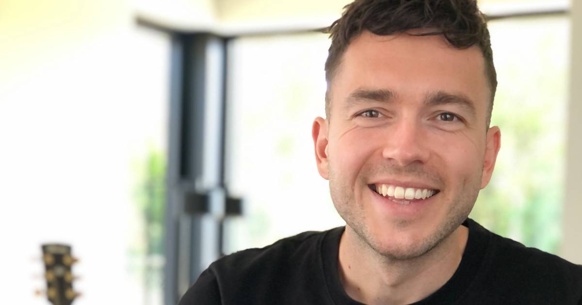 Raymon Hermans zingt op Mooi Was Die Tijd: ‘Mijn positieve teksten zijn ...