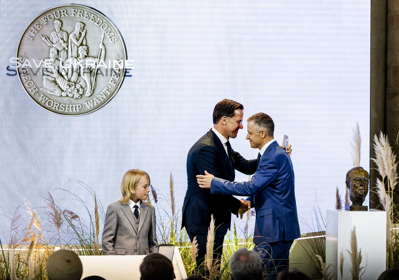 Mark Rutte tijdens Four Freedoms: ontvoering Oekraiense kinderen is een ...
